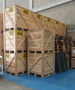 Huacales de madera cerrados para exportación en Medellín
